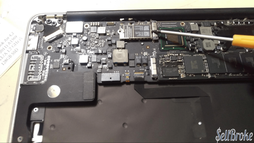 Apple Macbook Air 13” 2011 (A1369) Disassembly Guide | SellBroke